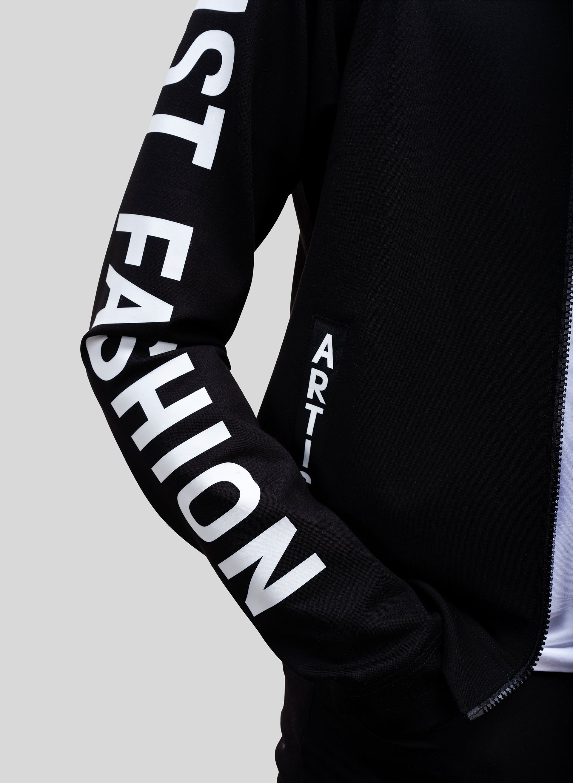 Men's Artist Fashion Full-Zip Shirt – Shen Yun Dancer